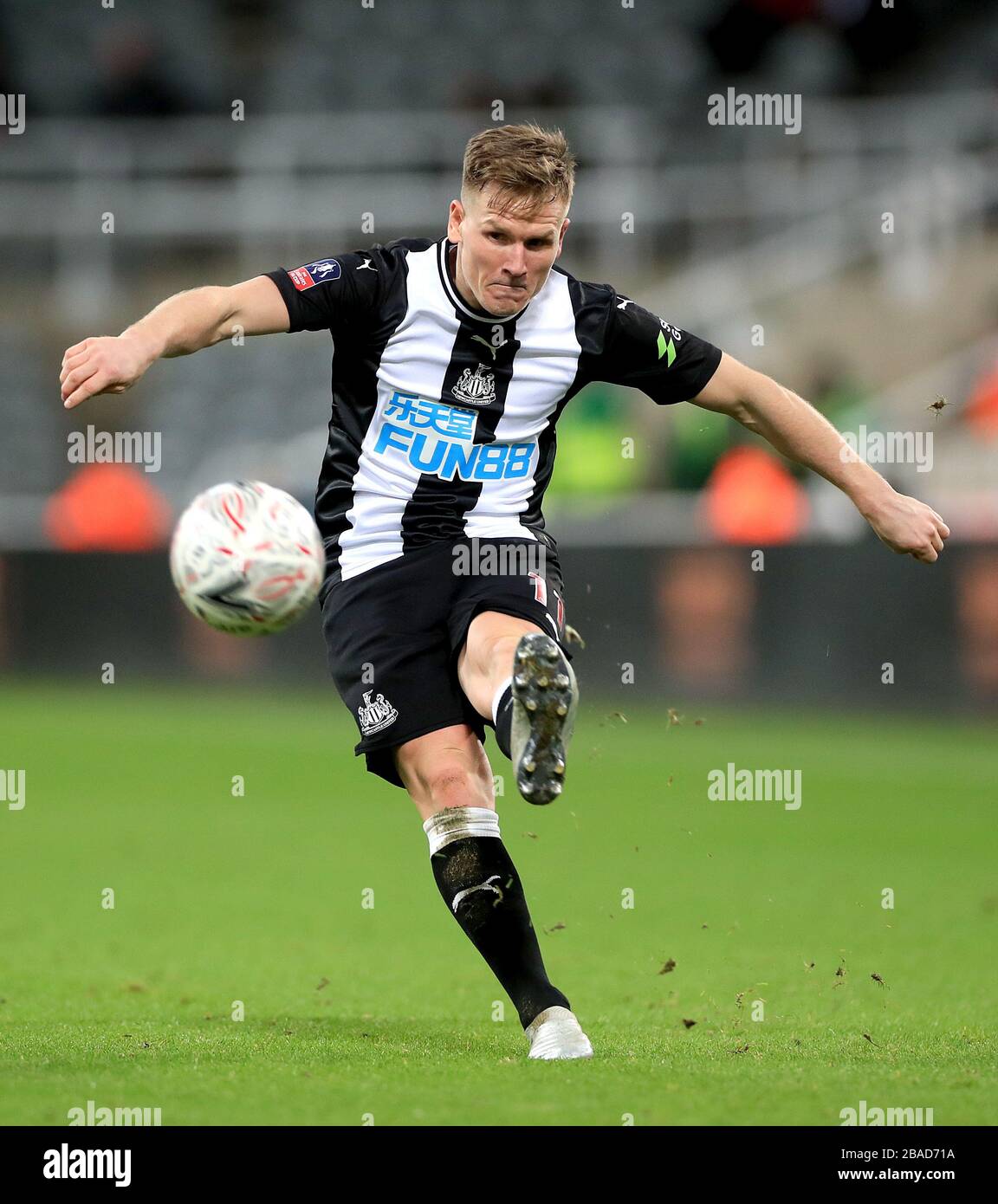 Newcastle United's Matt Ritchie Stock Photo - Alamy