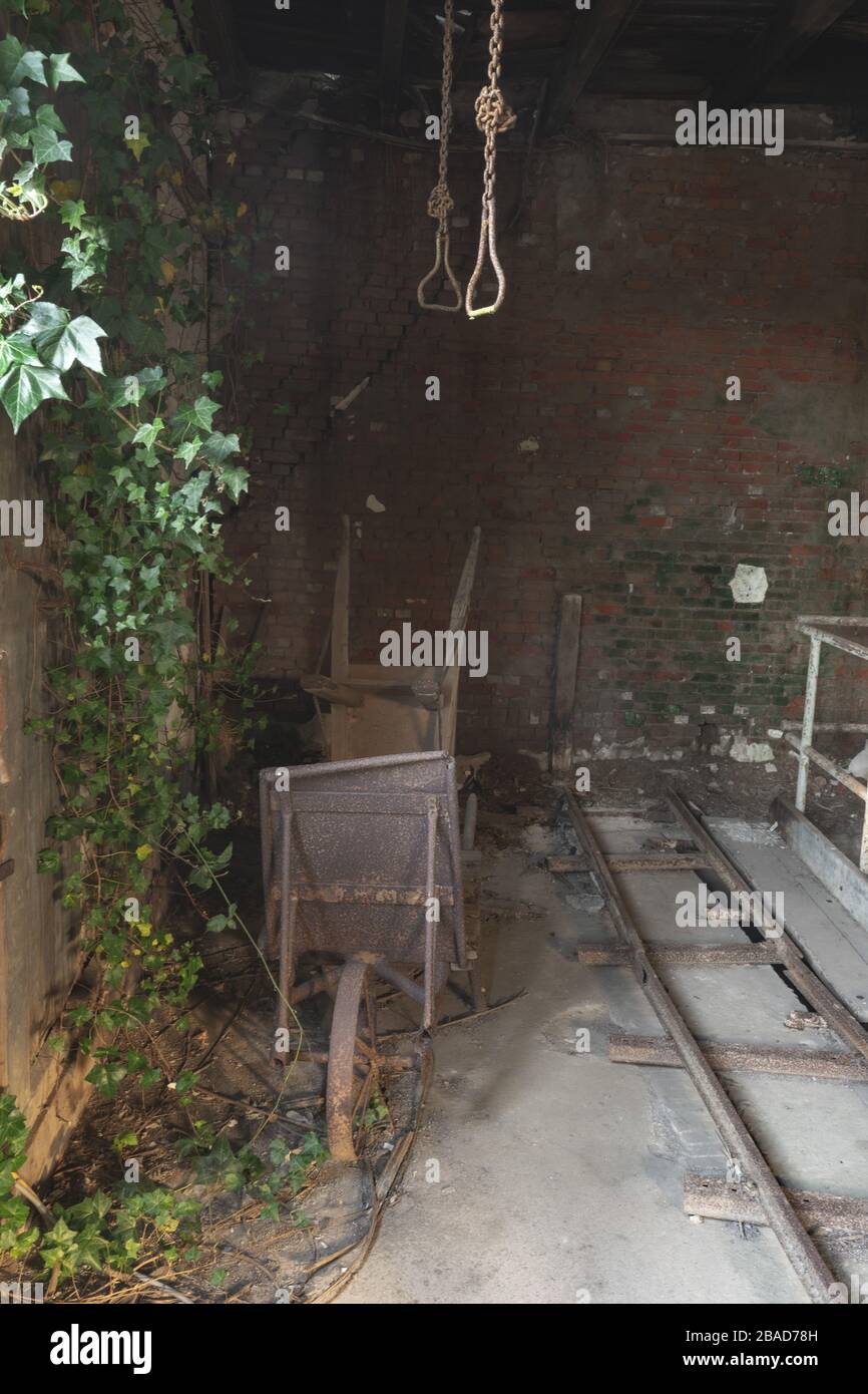 Urbex, Old abandoned workplace Stock Photo - Alamy