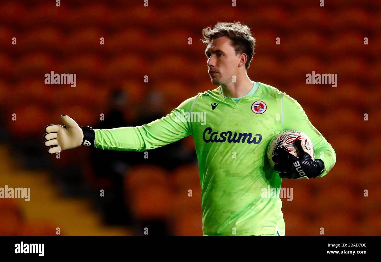 Reading goalkeeper Sam Walker Stock Photo - Alamy