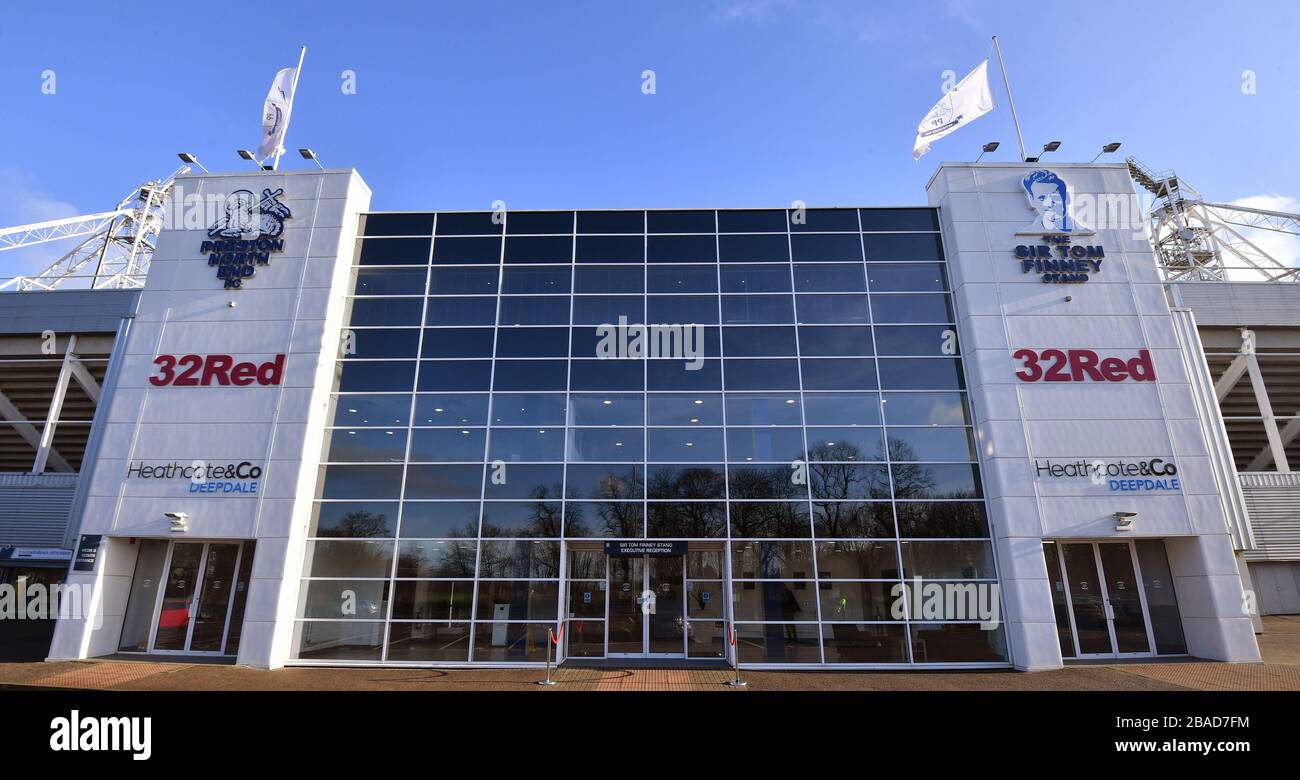 Deepdale stadium view hi-res stock photography and images - Alamy