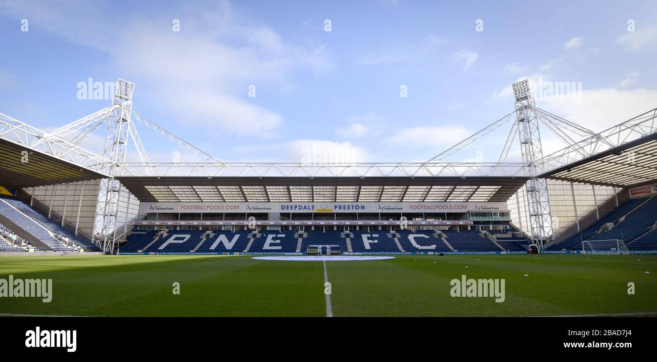 Deepdale stadium hi-res stock photography and images - Alamy