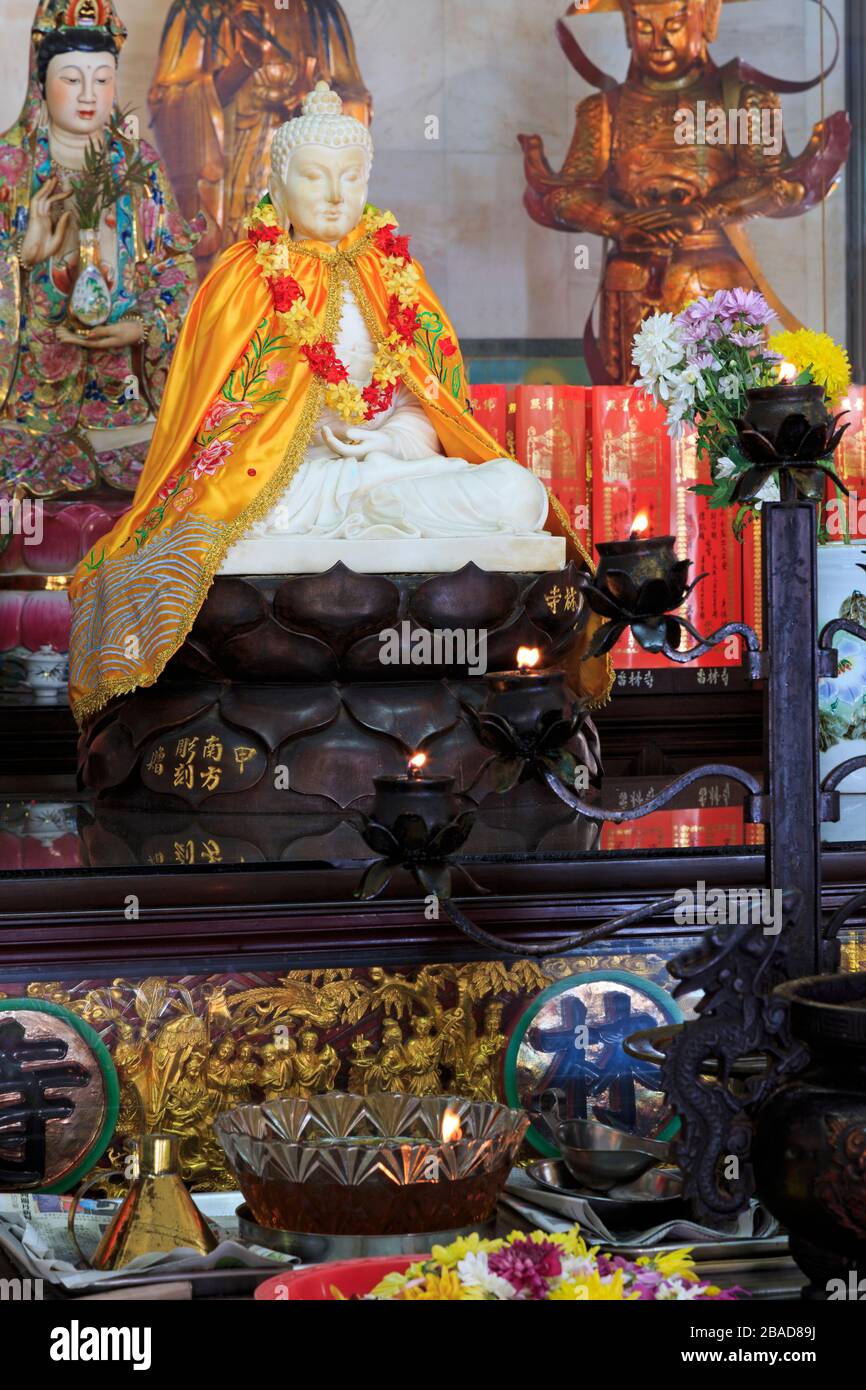 Malaysia malacca statue hi-res stock photography and images - Alamy