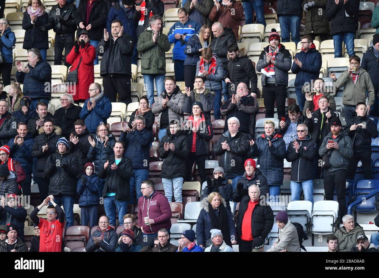 Charlton Athletic fans applaud their team Stock Photo - Alamy