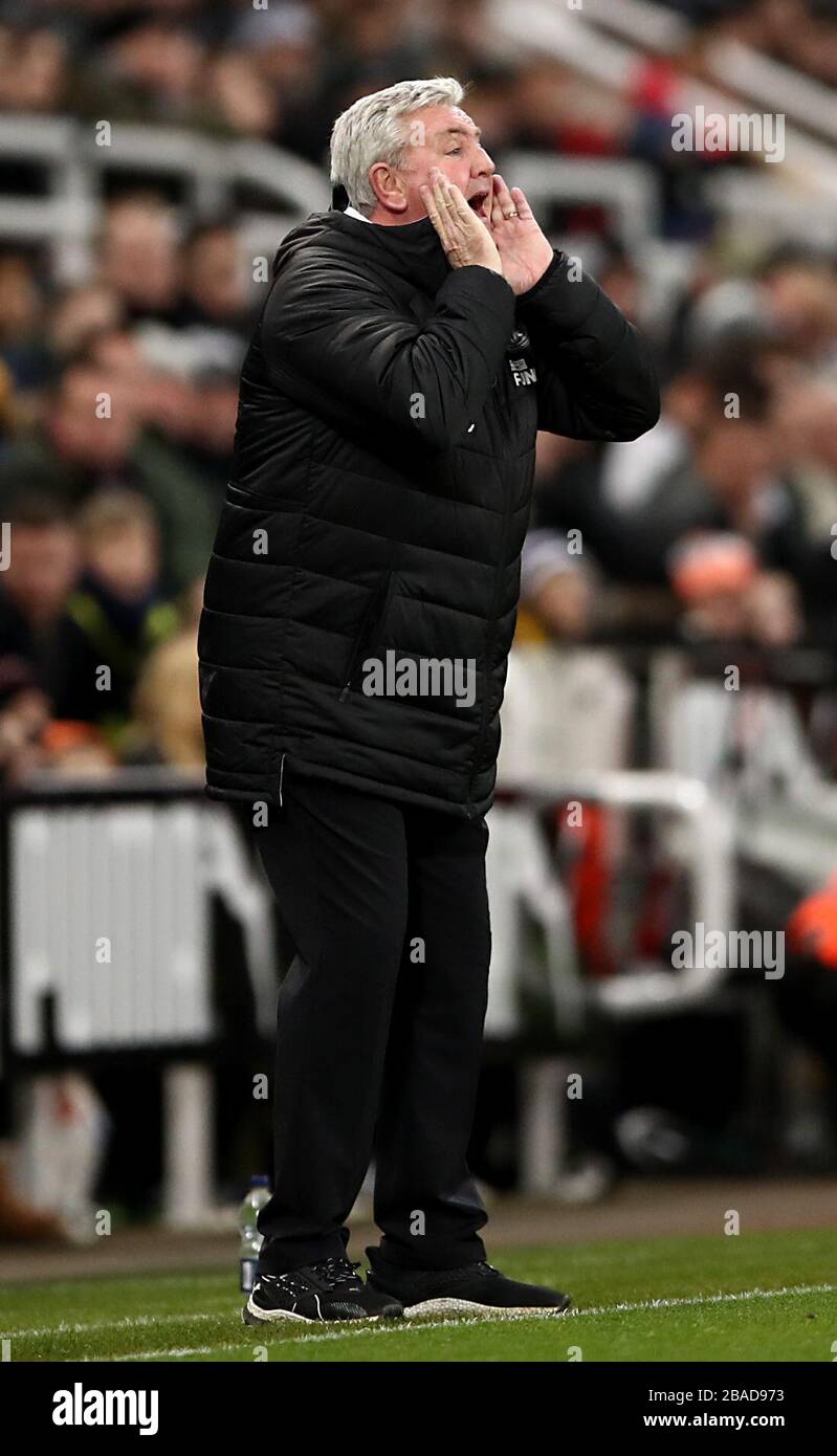 Steve bruce newcastle united hi-res stock photography and images - Alamy