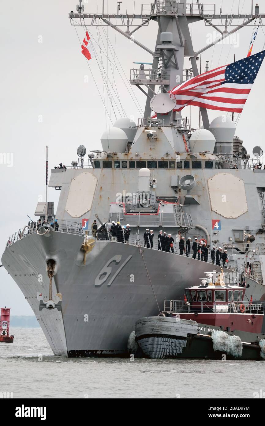Uss ramage ddg 61 hi-res stock photography and images - Alamy
