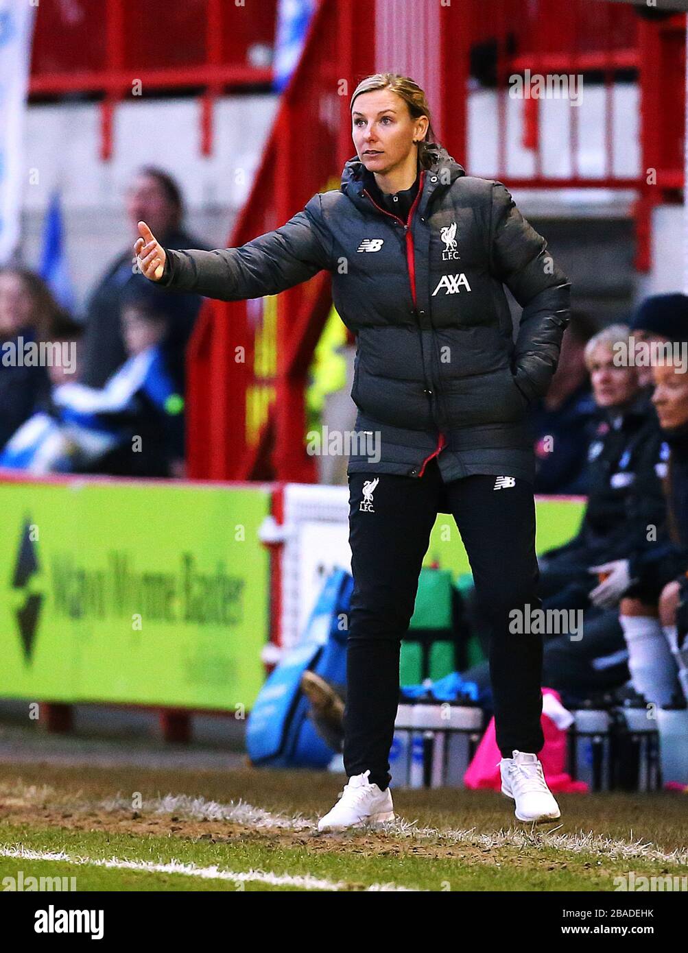Liverpool Manager Vicky Jepson gives out instruction Stock Photo - Alamy