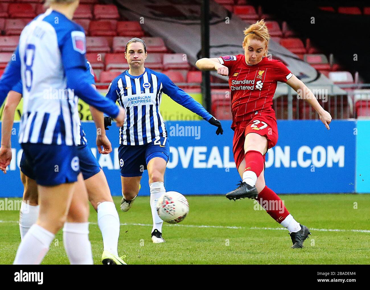 Liverpool's Rachel Furness (right) has a shot Stock Photo - Alamy