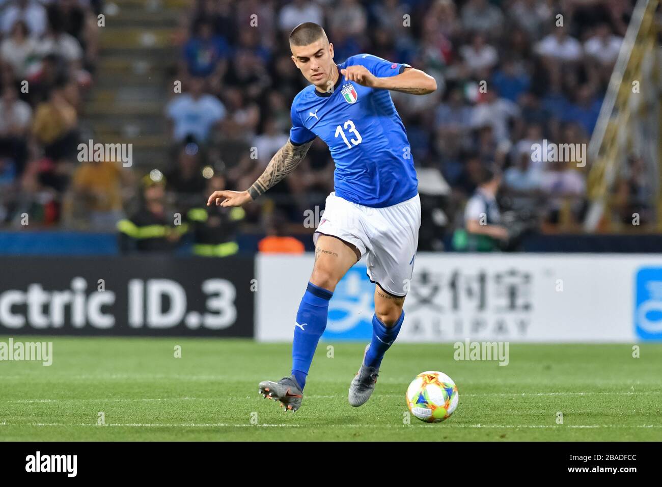 Lisa mancini hi-res stock photography and images - Alamy