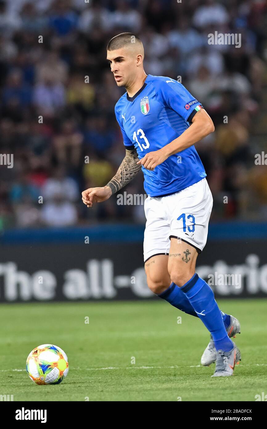 Lisa mancini hi-res stock photography and images - Alamy