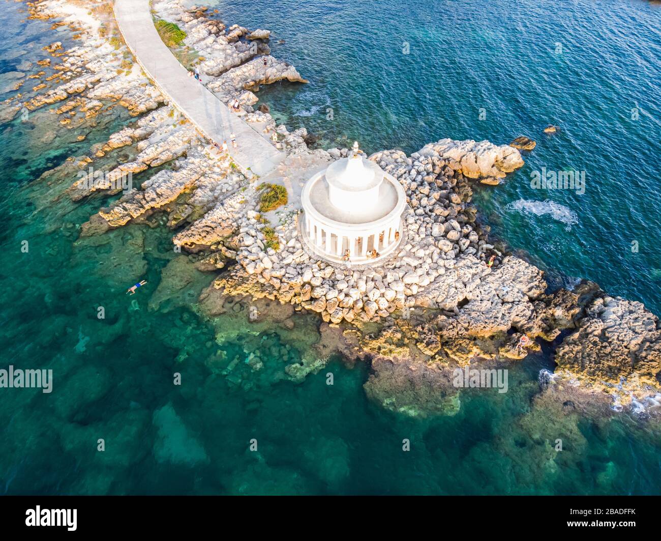 Sain Theodore lighthouse in Argostoli Kefalonia, Greece Stock Photo - Alamy