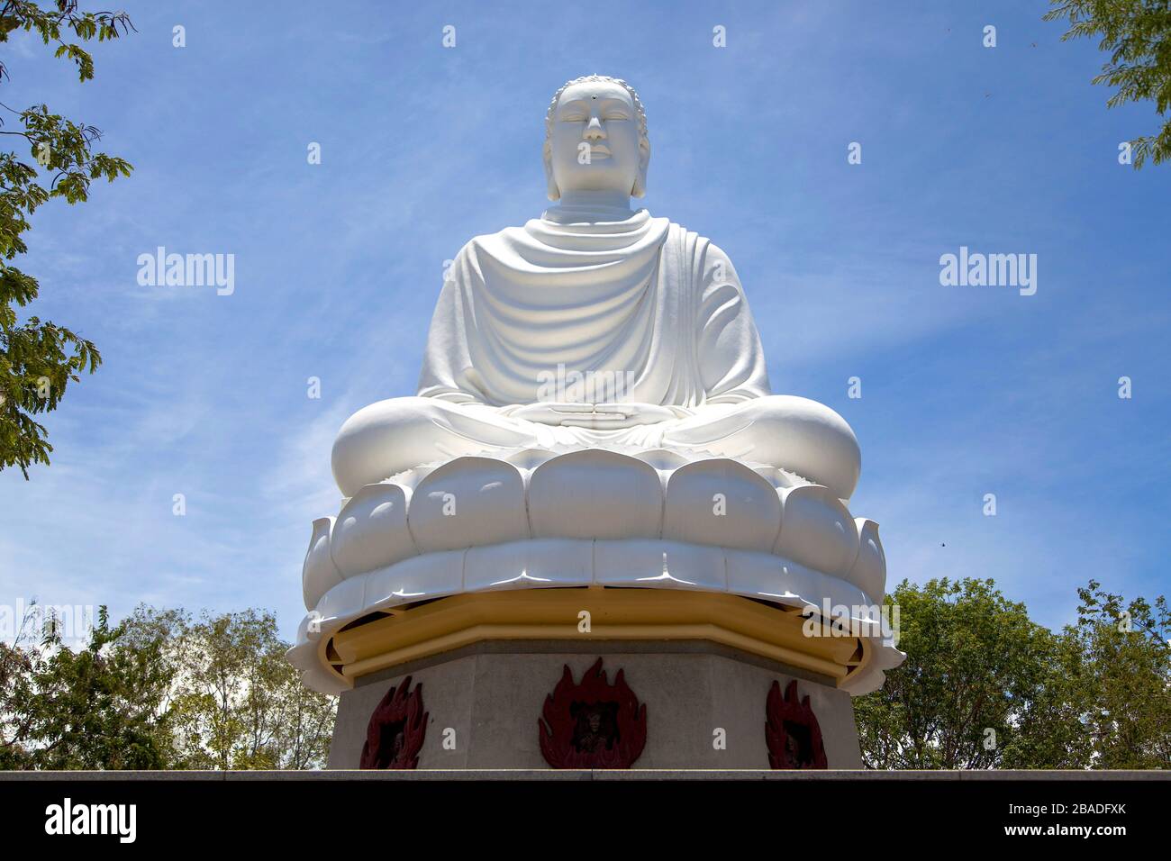 White Buddha Statue at Long Son Pagoda in sunny day at Nha Trang ...
