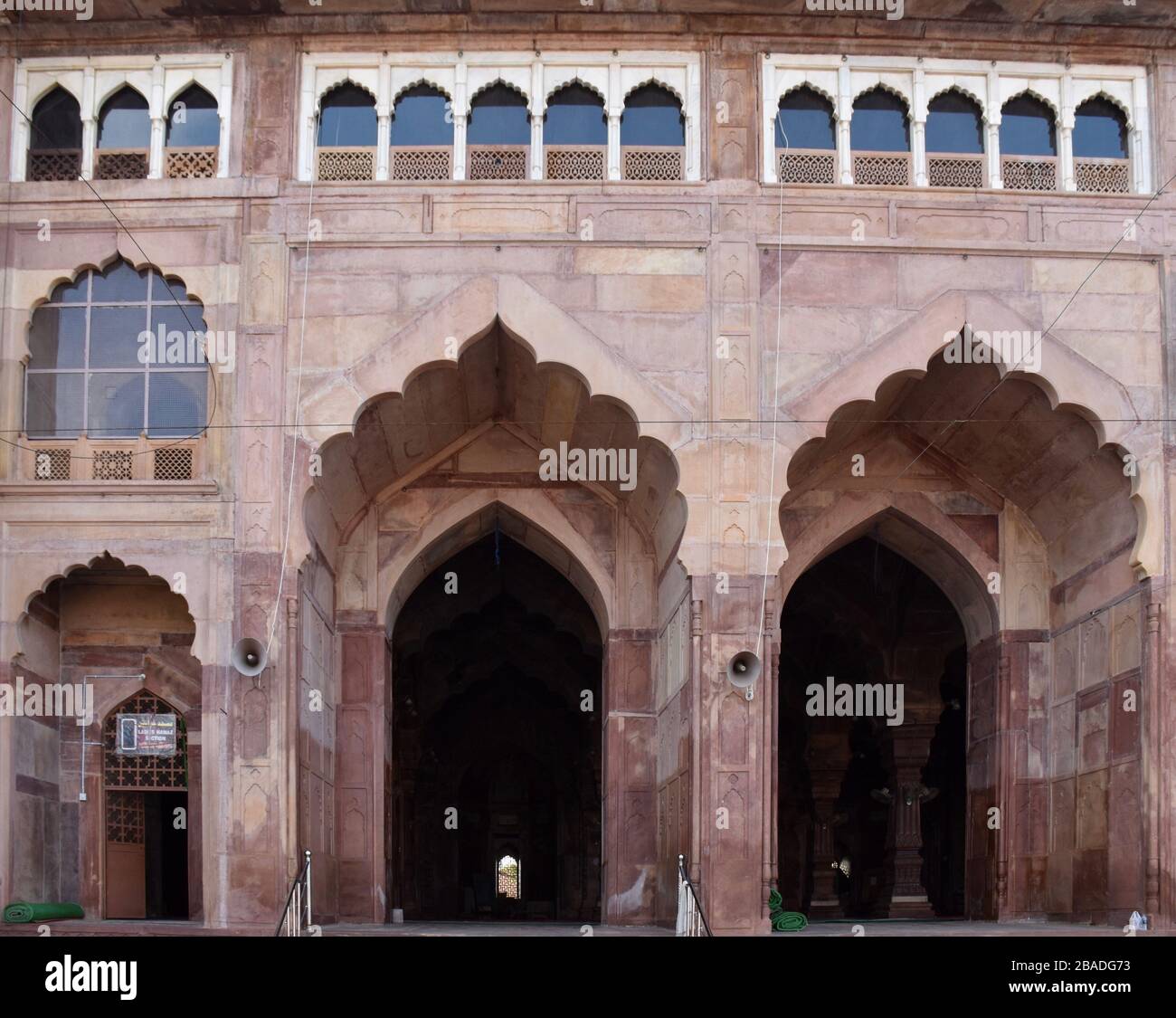 Jama masjid front view hi-res stock photography and images - Alamy