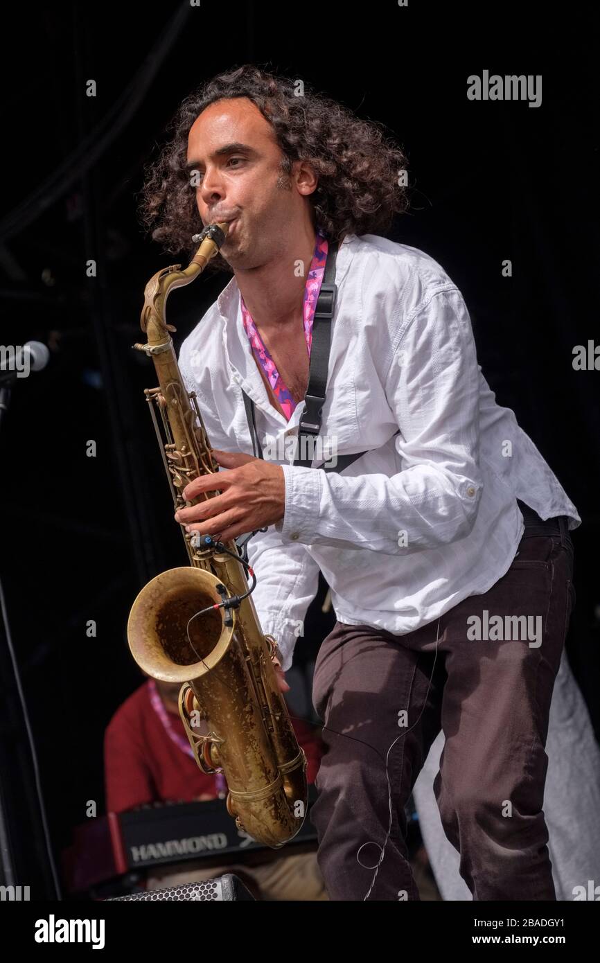 Saxophonist idris rahman hi-res stock photography and images - Alamy