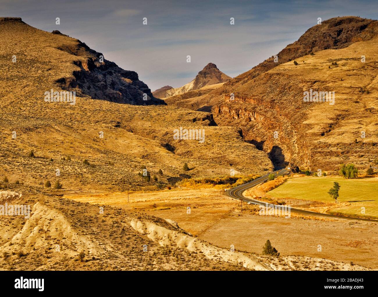Mascall formation overlook hi-res stock photography and images - Alamy