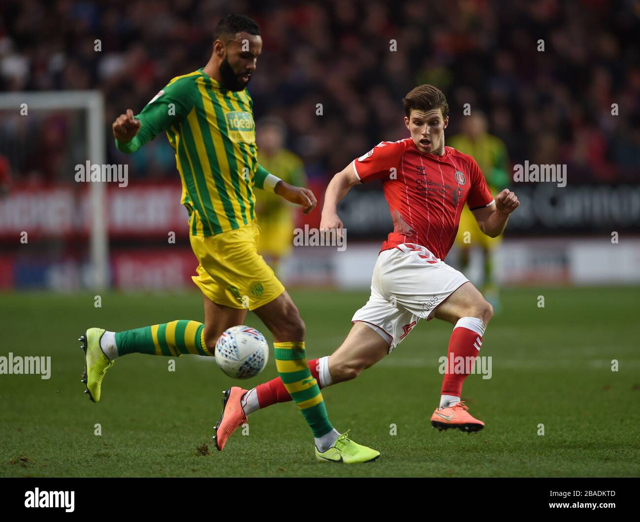 Charlton Athletic's Josh Davison (right) and West Bromwich Albion's ...
