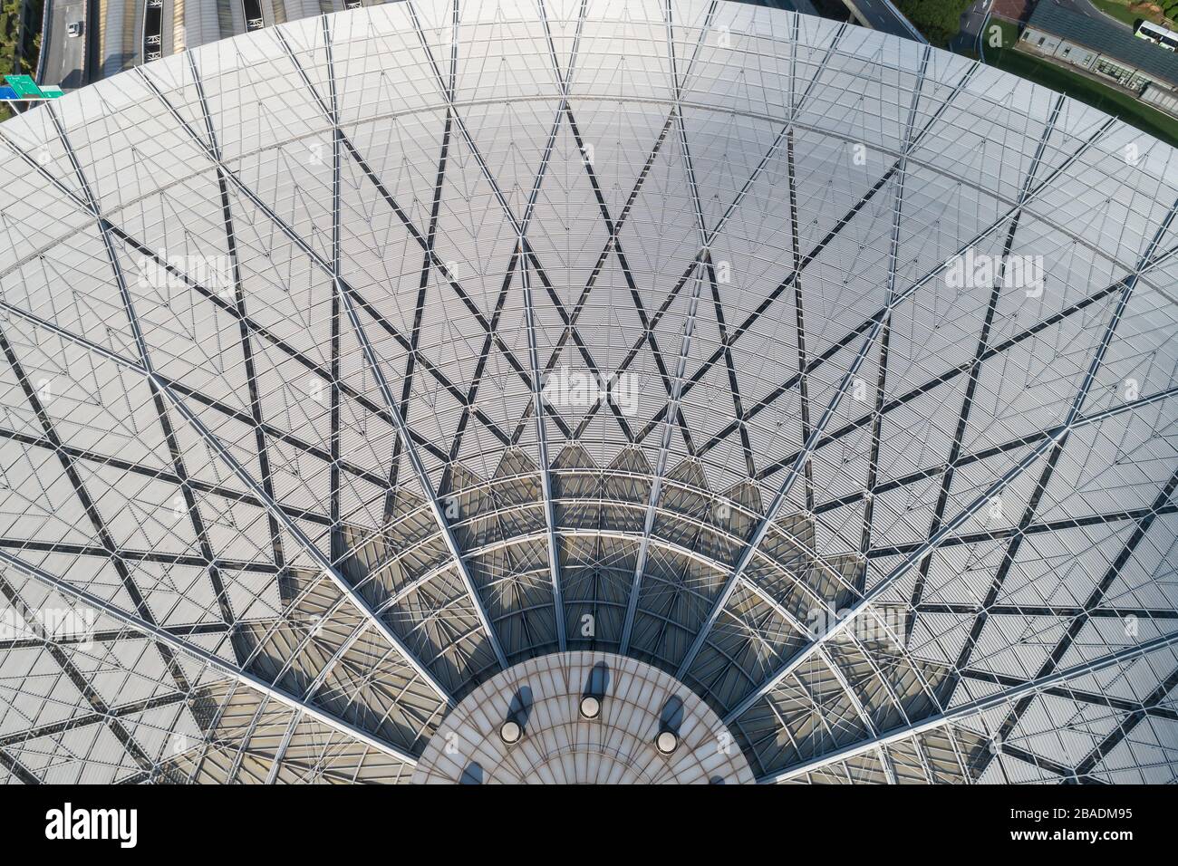 Roofing of railway station steel frame structure Stock Photo - Alamy