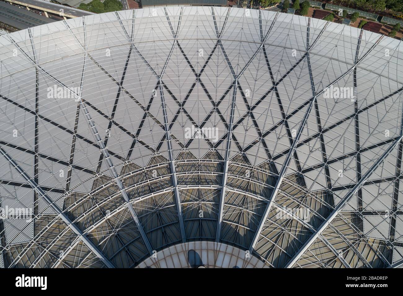 Roofing of railway station steel frame structure Stock Photo - Alamy