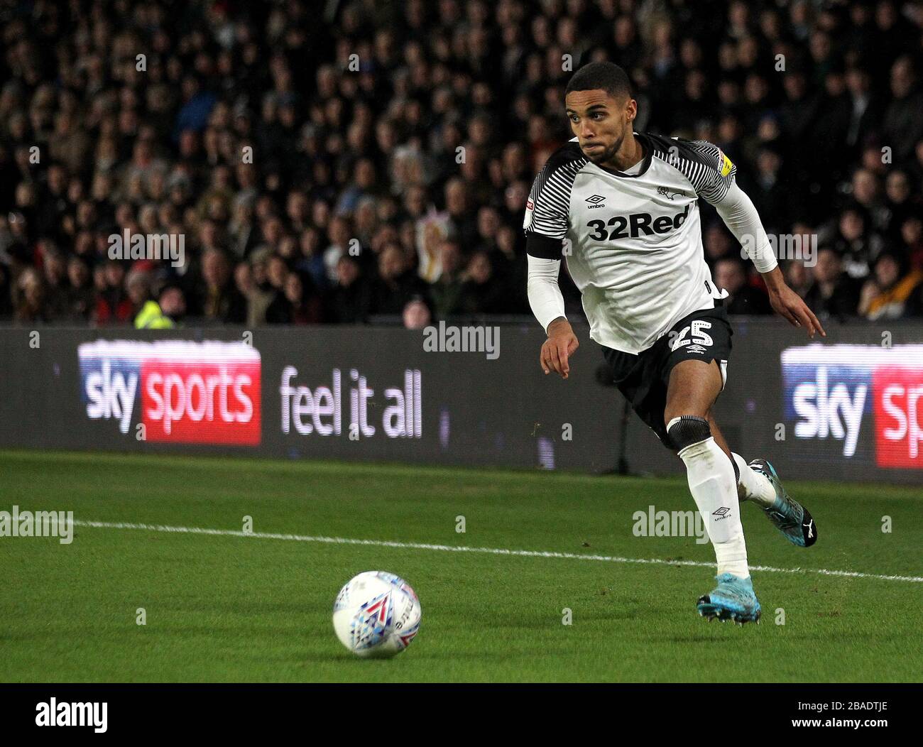 Max lowe hi-res stock photography and images - Alamy