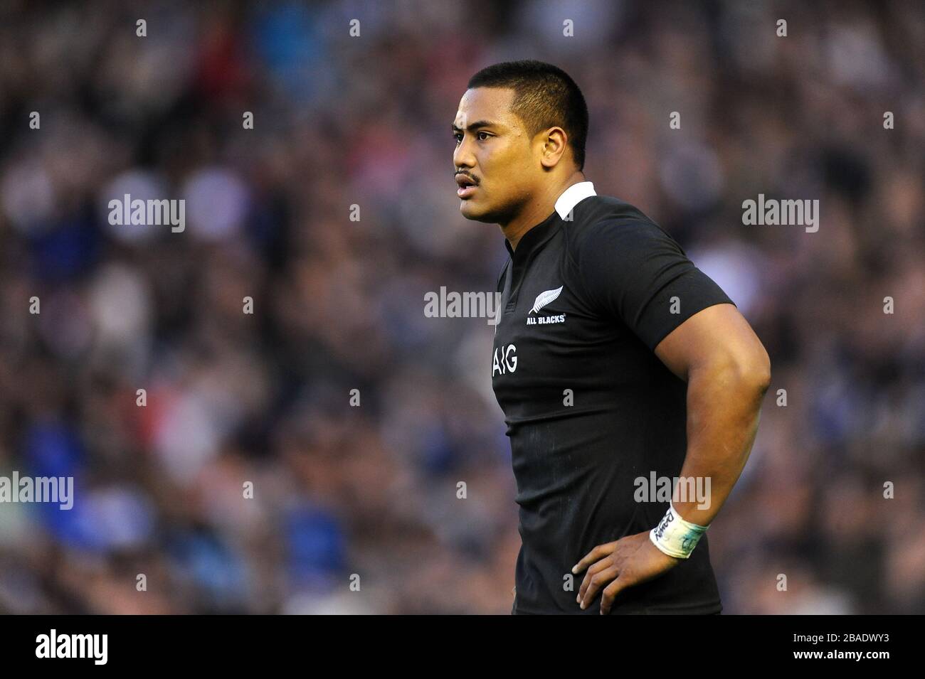 Julian savea hi-res stock photography and images - Alamy