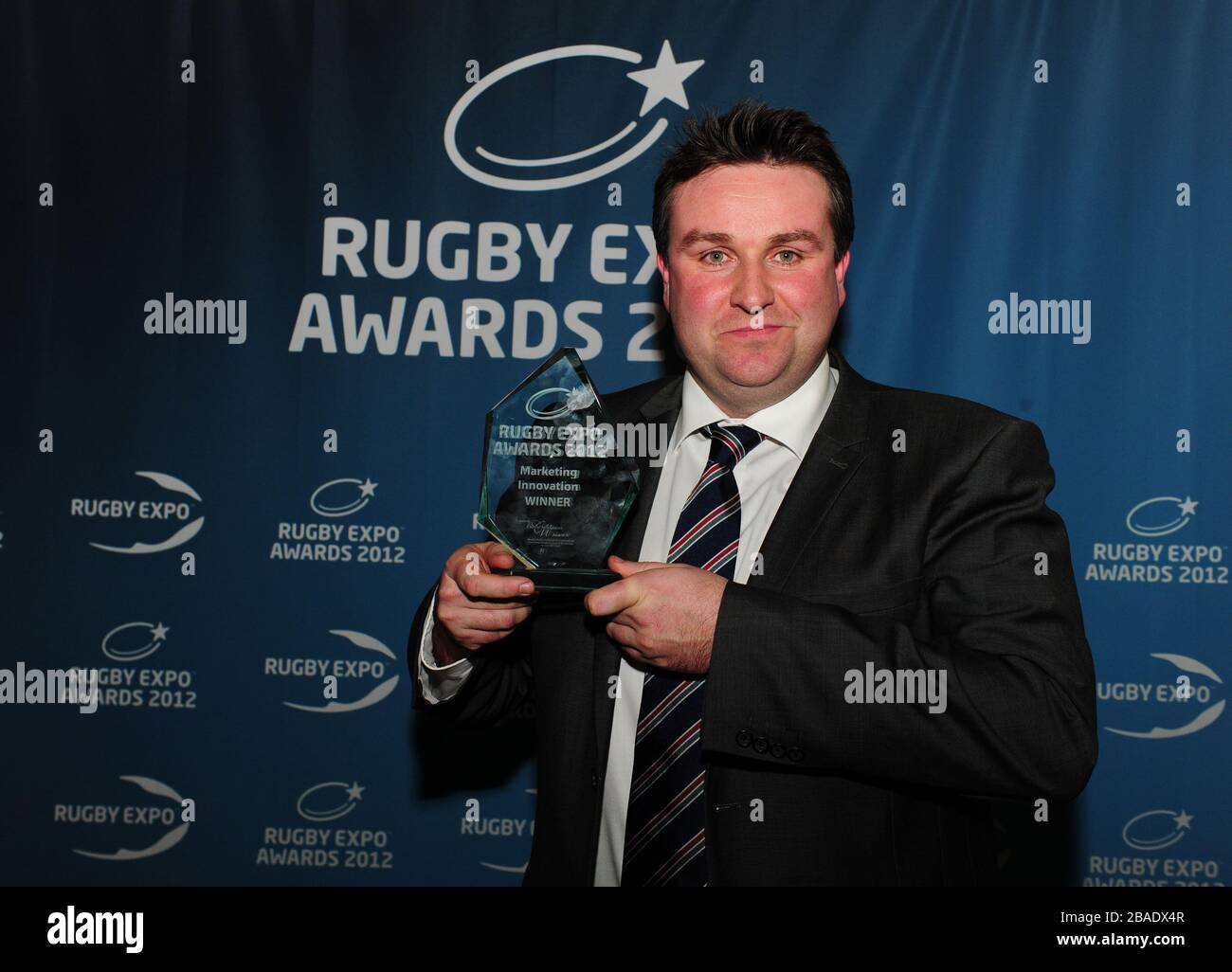 Chris Rose from Leicester Tigers with the award for Innovation in ...