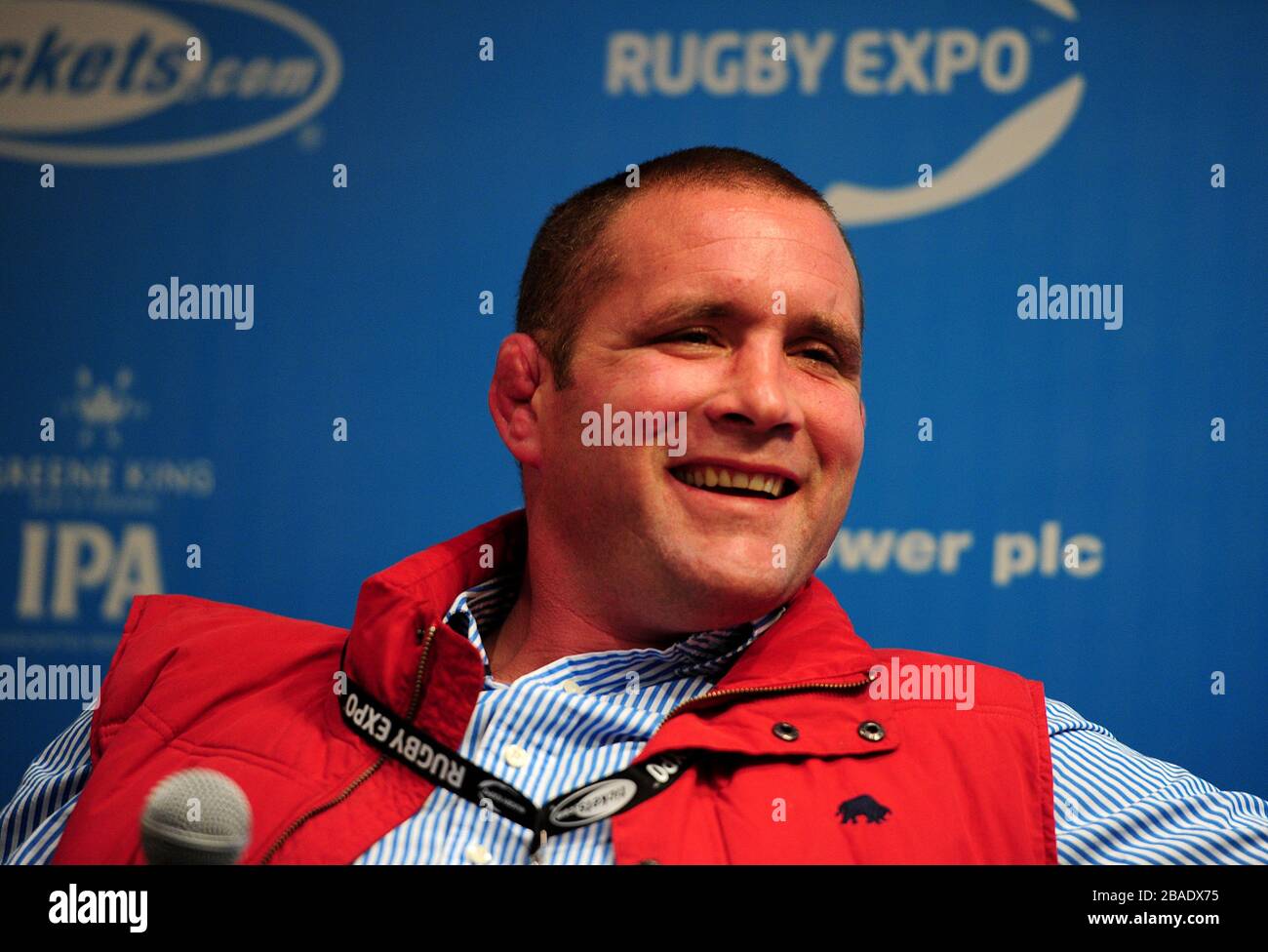 England rugby international phil vickery hi-res stock photography and ...