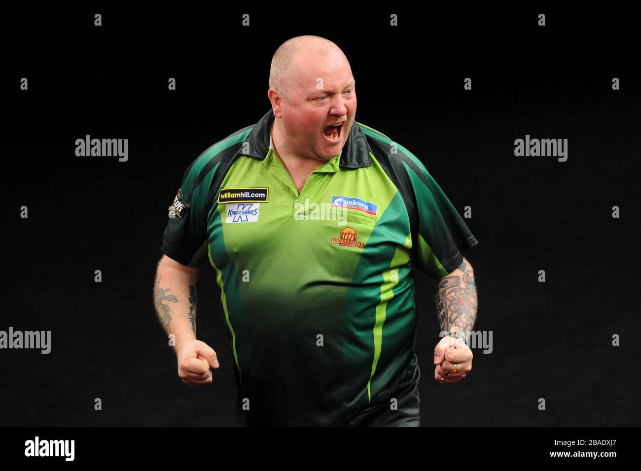 Andy Hamilton celebrates victory over Gary Anderson Stock Photo - Alamy