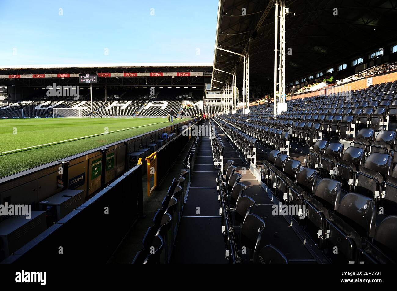 At Craven Cottage High Resolution Stock Photography and Images - Alamy