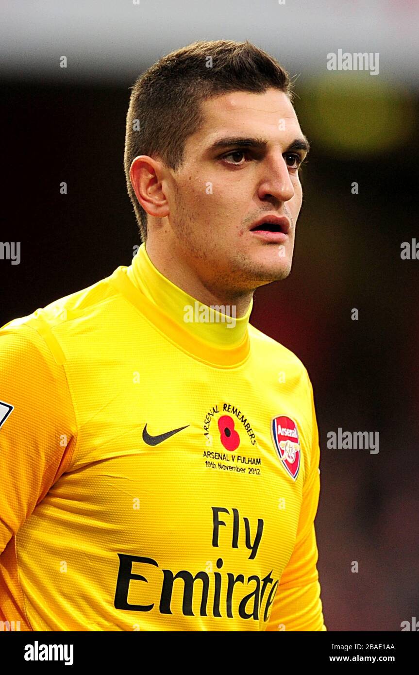 Goalkeeper vito mannone hi-res stock photography and images - Alamy