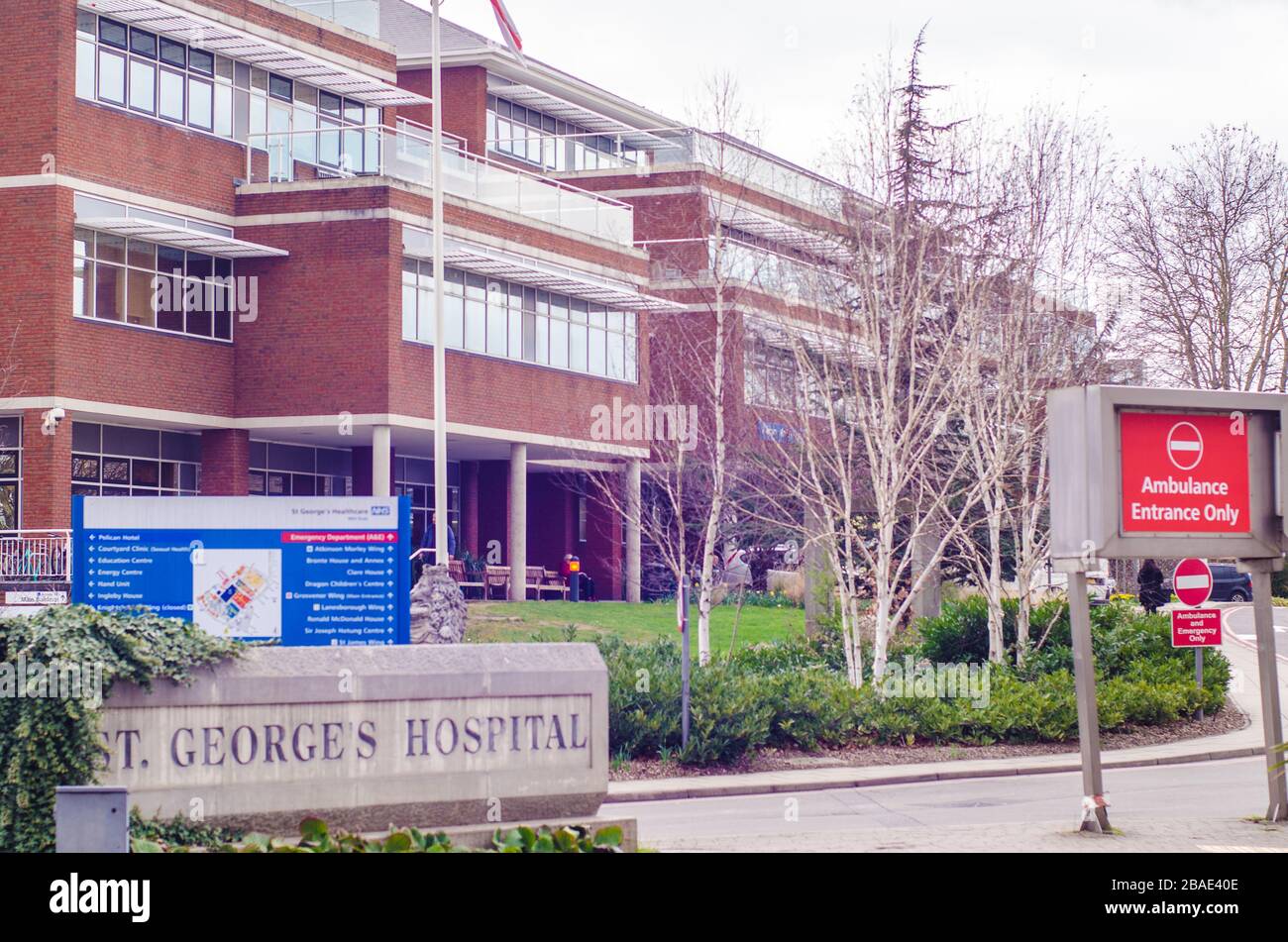 London st georges hospital hi-res stock photography and images - Alamy