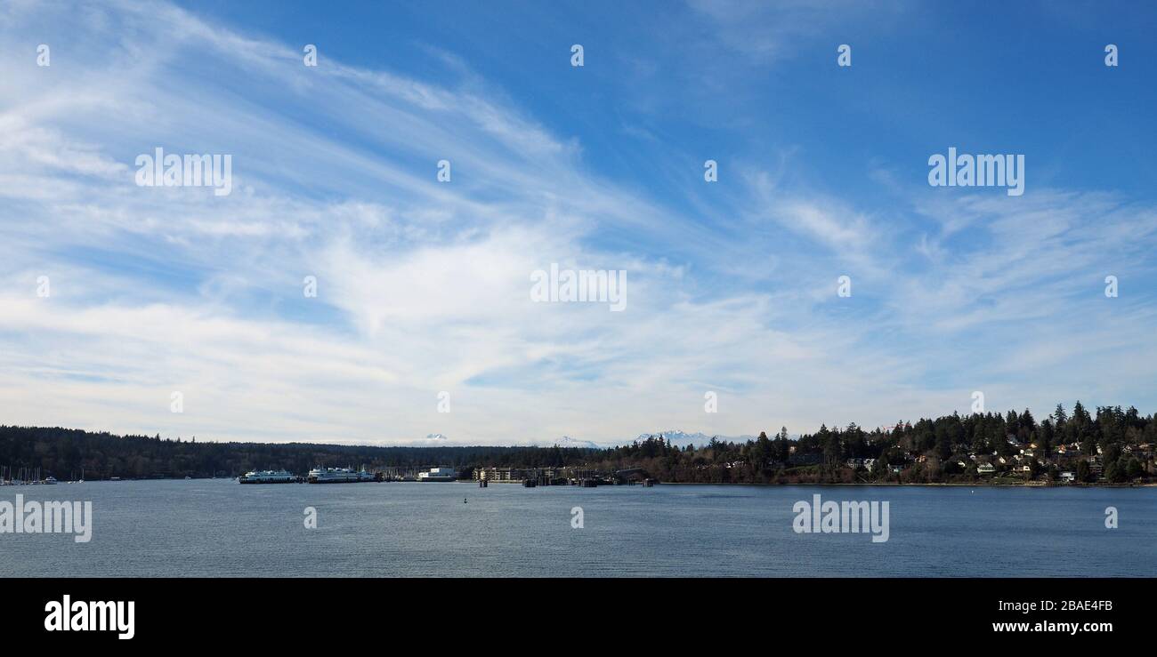 Bainbridge island ferry hi-res stock photography and images - Alamy
