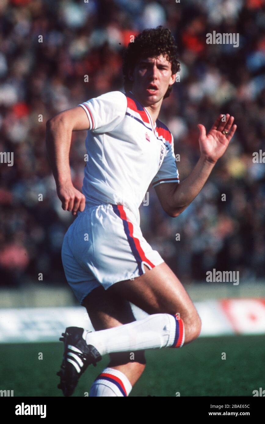 Bryan robson england hi-res stock photography and images - Alamy
