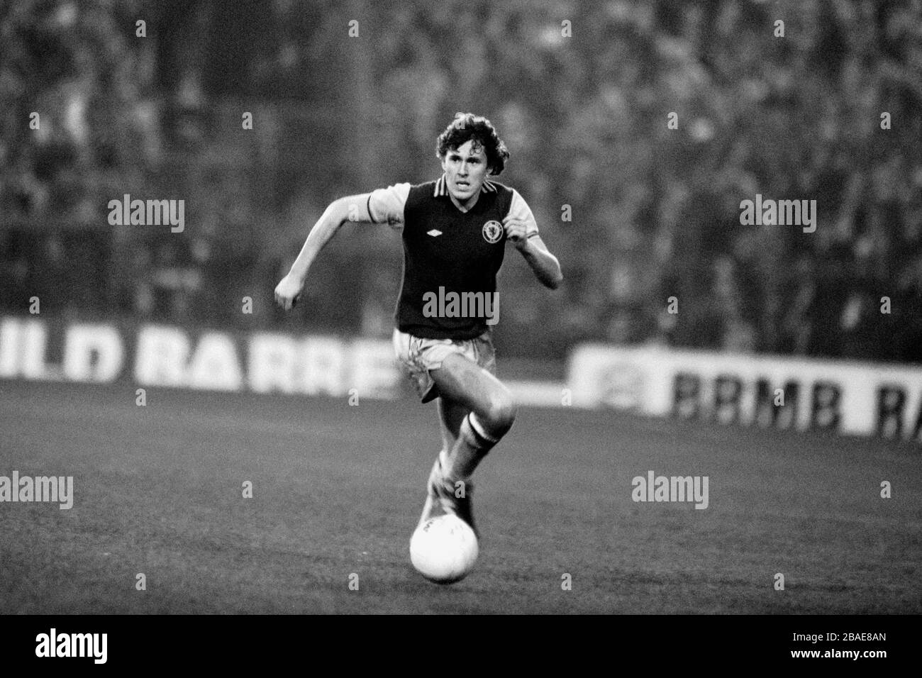 Gary williams aston villa football hi-res stock photography and images ...