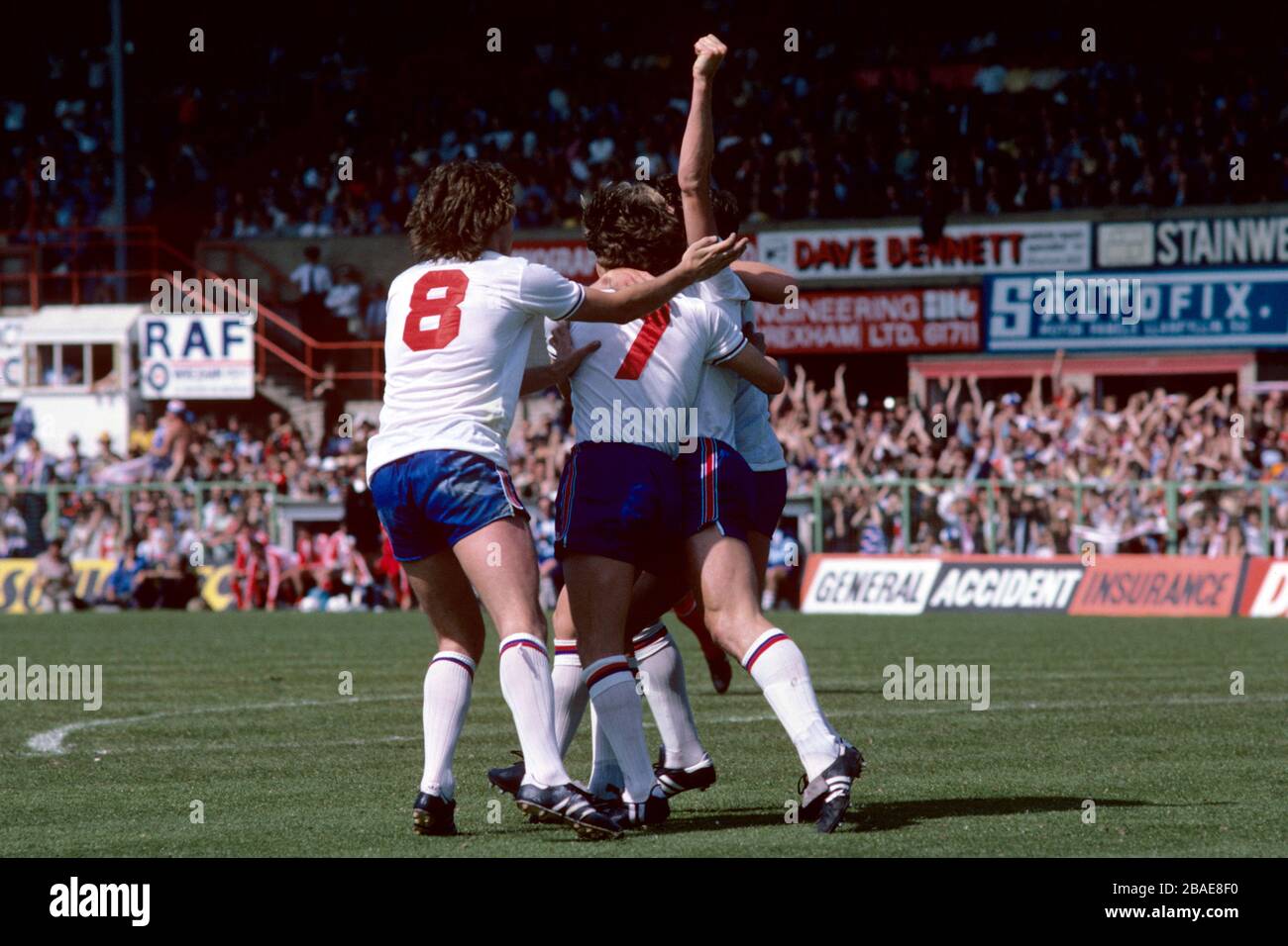 Paul mariner hi-res stock photography and images - Alamy