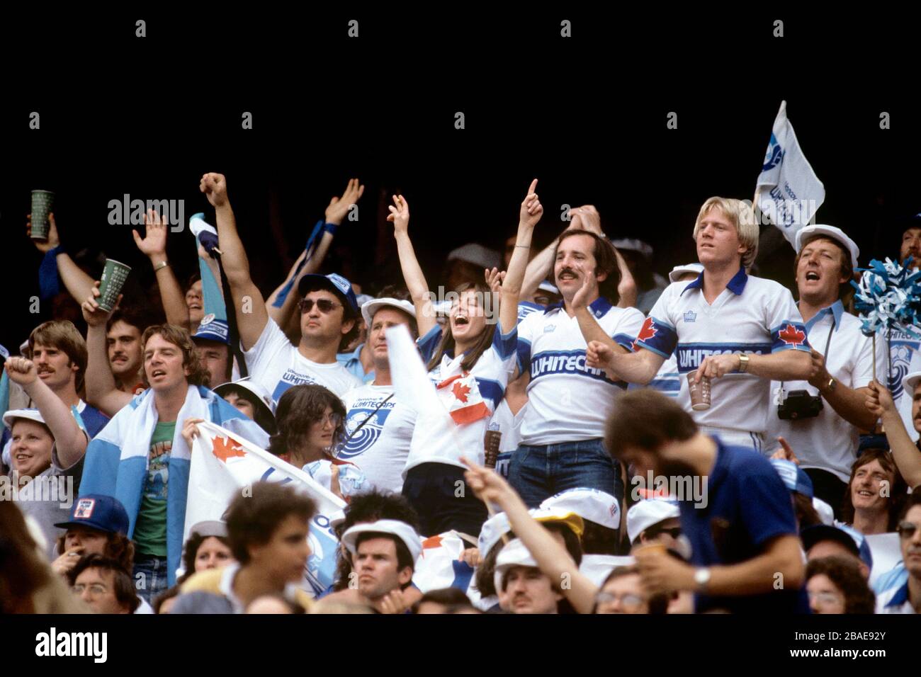 Vancouver whitecaps fans in the stands hi-res stock photography and ...