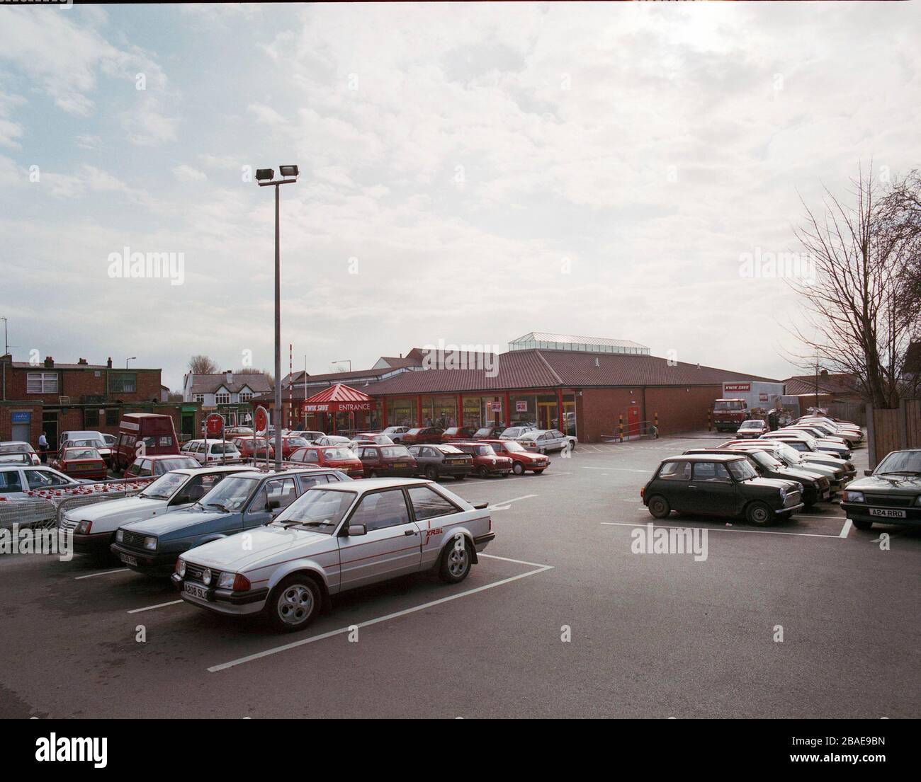 Old supermarket 1990s hi-res stock photography and images - Alamy