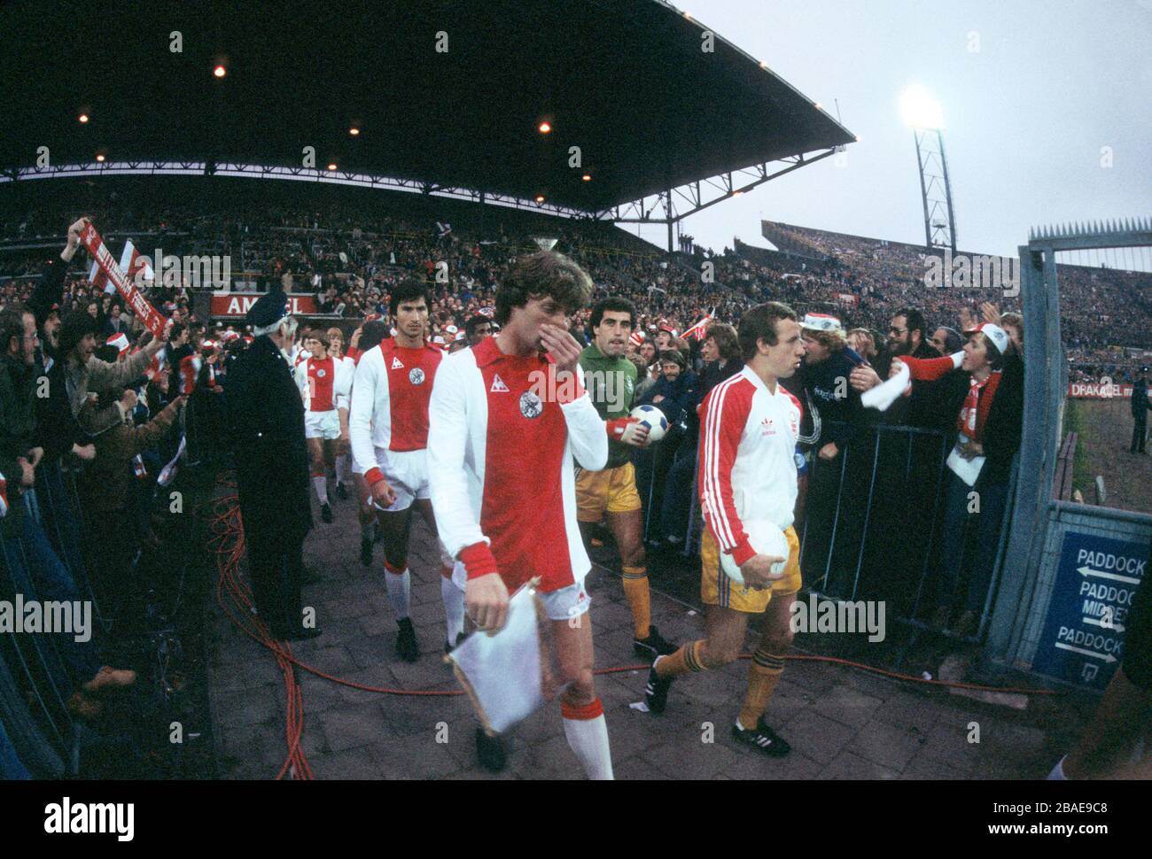 Ajax captain Ruud Krol and Nottingham Forest captain John McGovern lead ...