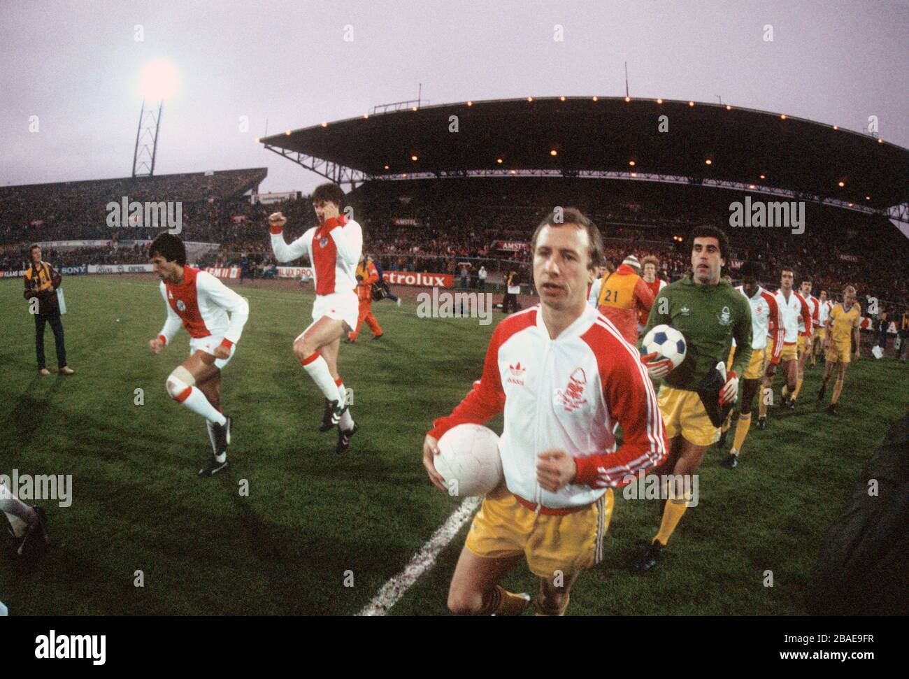 John McGovern leads out his Nottingham Forest teammates. Goalkeeper ...