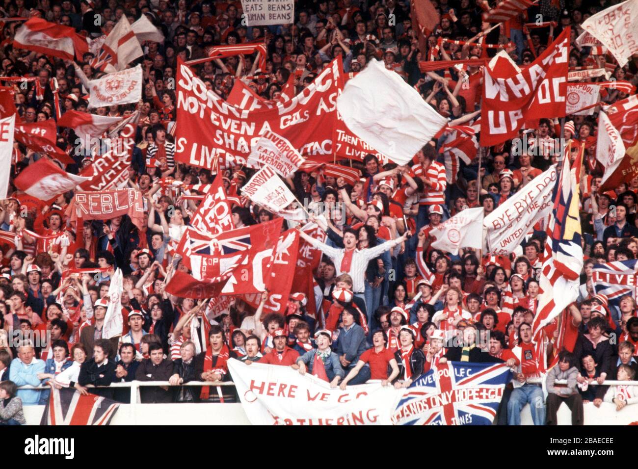 Liverpool fans at Wembley Stock Photo - Alamy