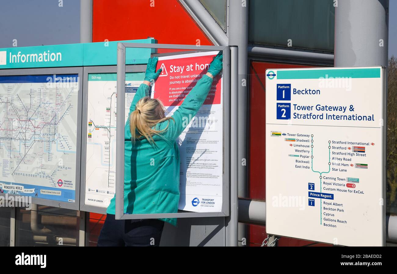 Nhs health notice hi-res stock photography and images - Alamy