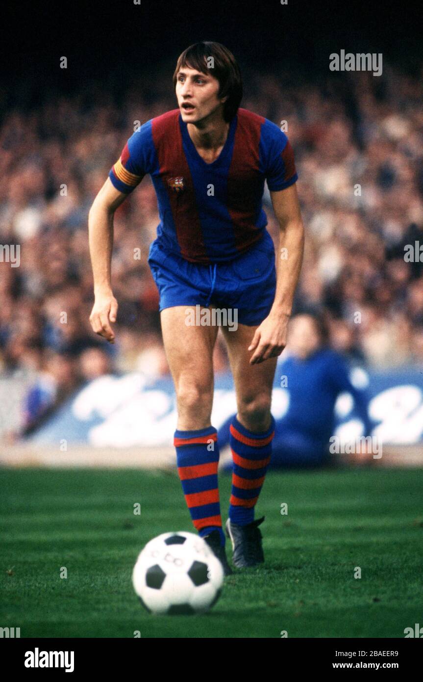 Johann cruyff barcelona hi-res stock photography and images - Alamy