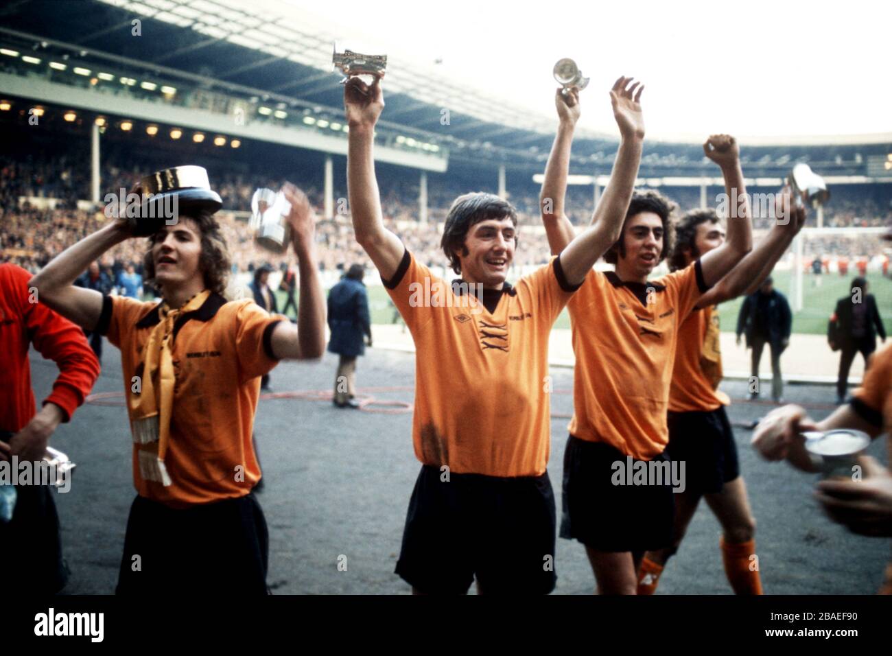 Wolverhampton Wanderers' Barry Powell (left), John Richards (centre ...