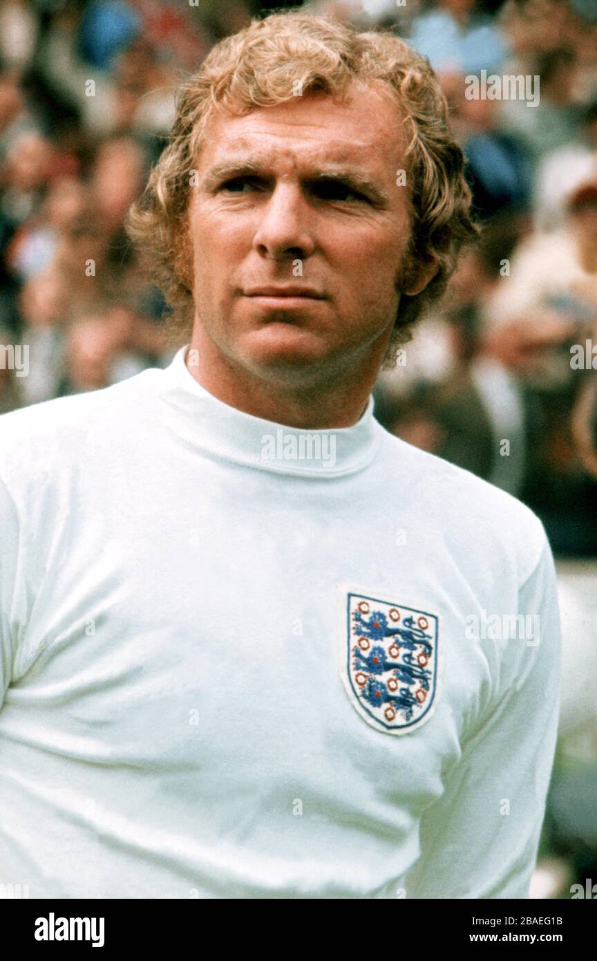 England's Bobby Moore Stock Photo - Alamy