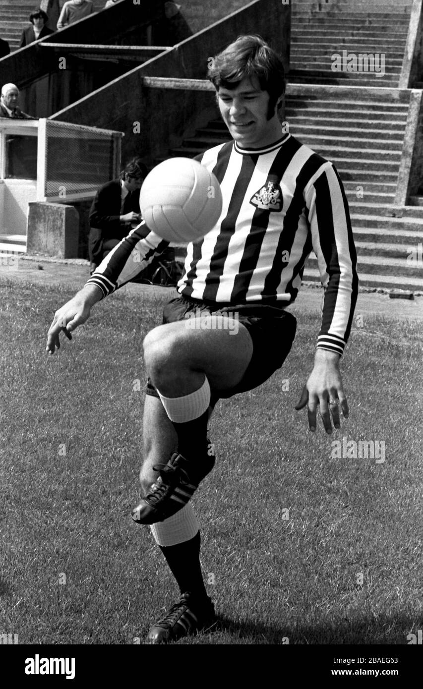 Malcolm macdonald newcastle hi-res stock photography and images - Alamy