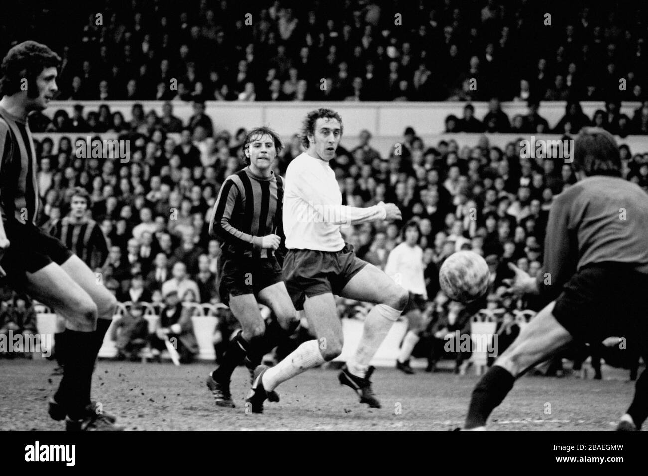 Chivers hi-res stock photography and images - Alamy