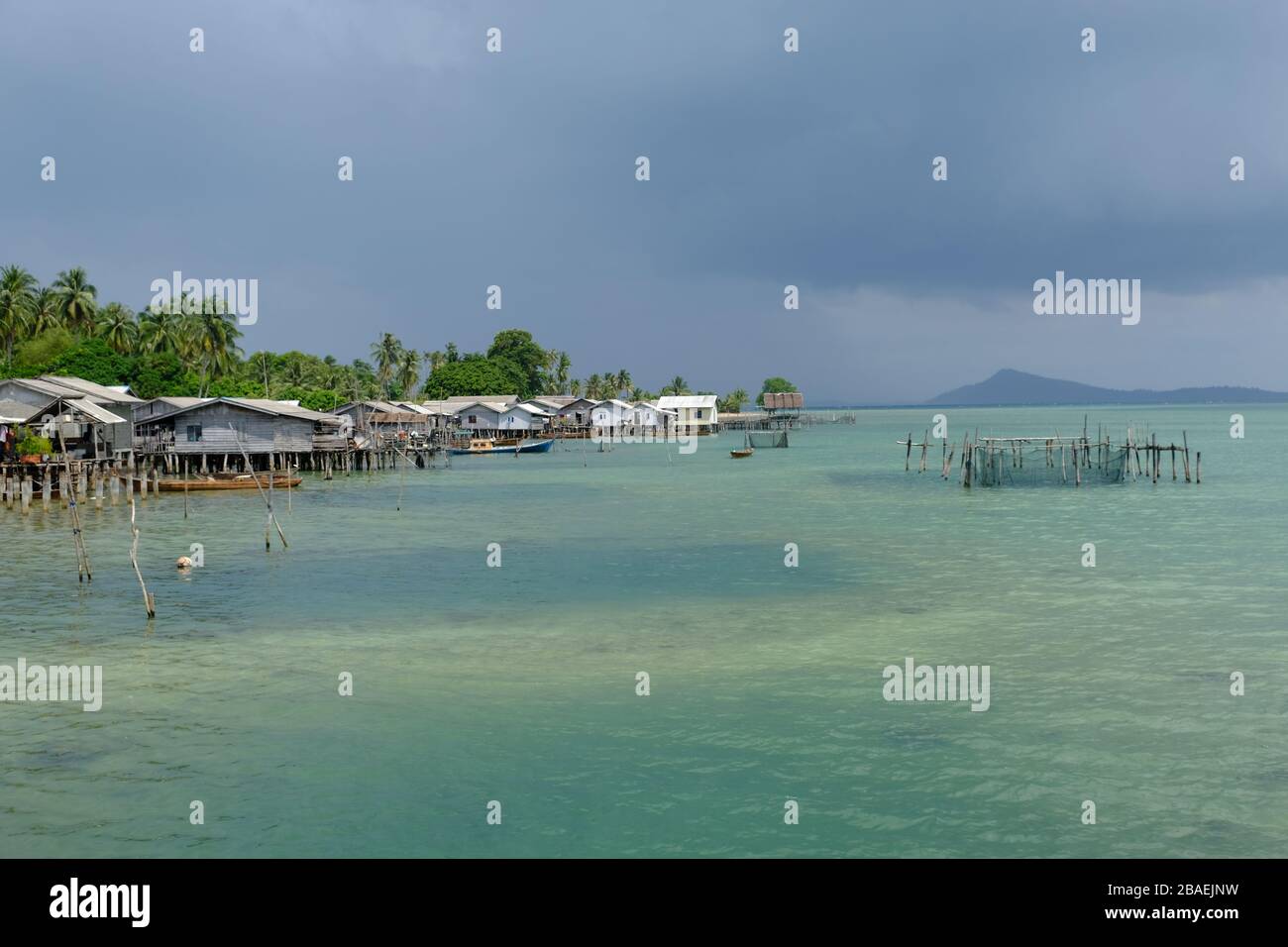 Indonesia fishing village hi-res stock photography and images - Alamy
