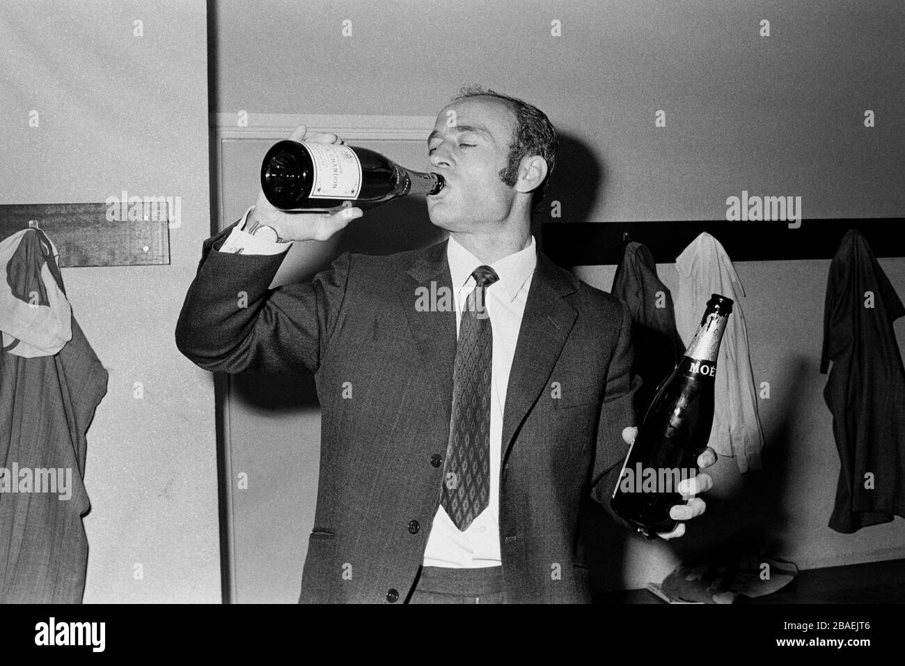 Norwich champagne hi-res stock photography and images - Alamy