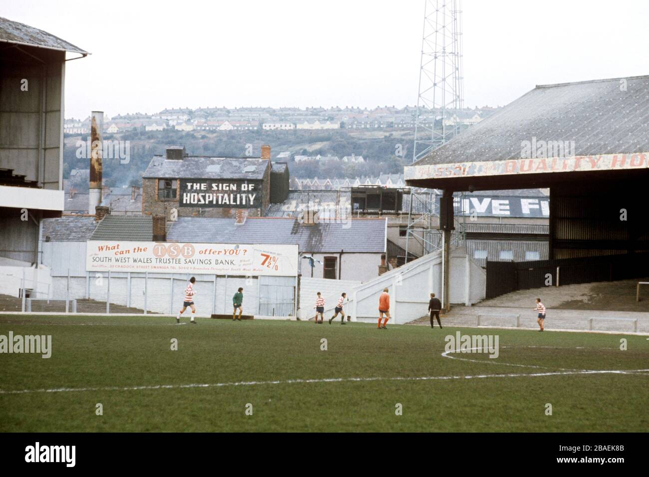 Vetch field swansea hi-res stock photography and images - Alamy