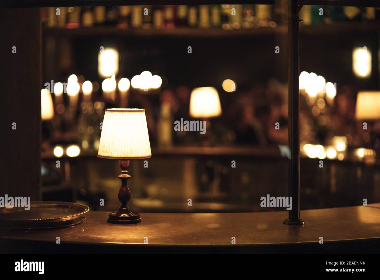 Vintage pub interior hi-res stock photography and images - Alamy