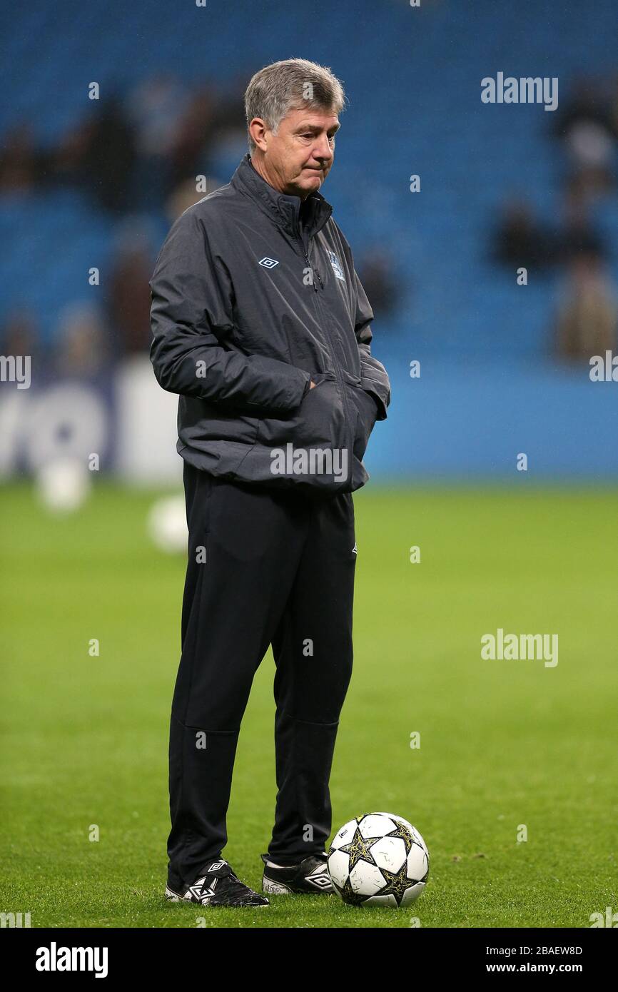 Manchester City assistant manager Brian Kidd Stock Photo - Alamy