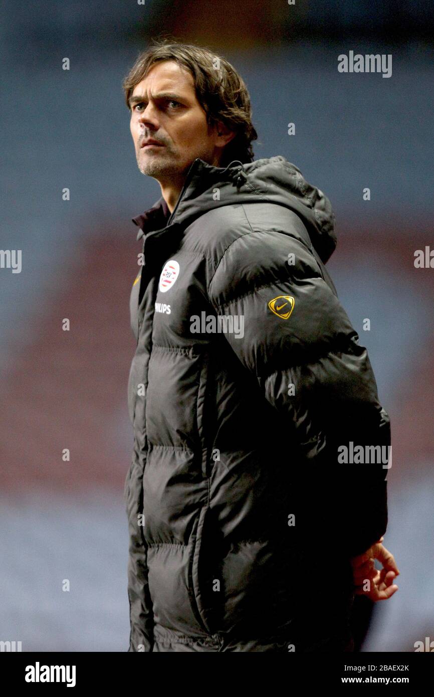 Coach philip cocu hi-res stock photography and images - Alamy